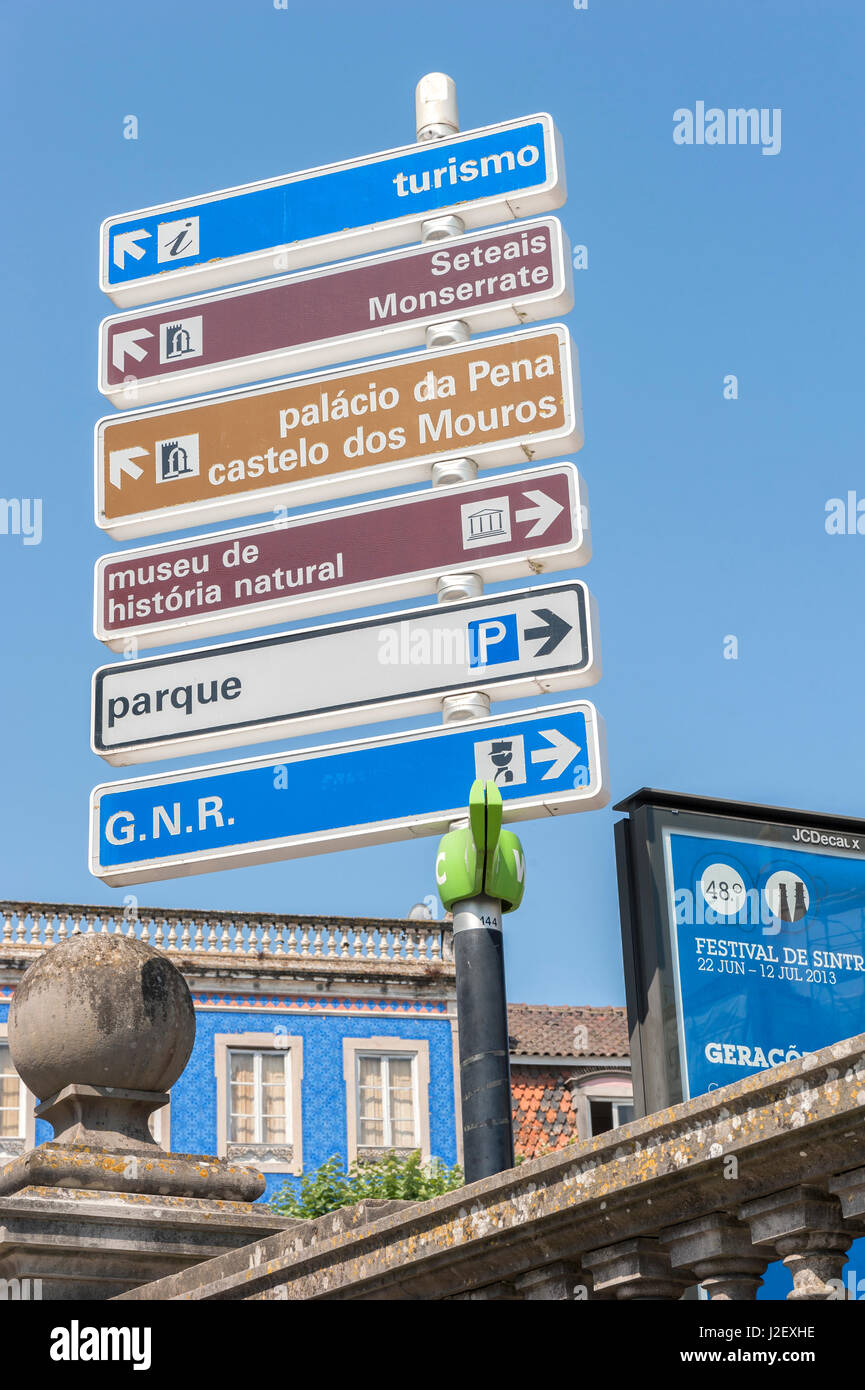 Portugal direction and information signs hi-res stock photography and ...