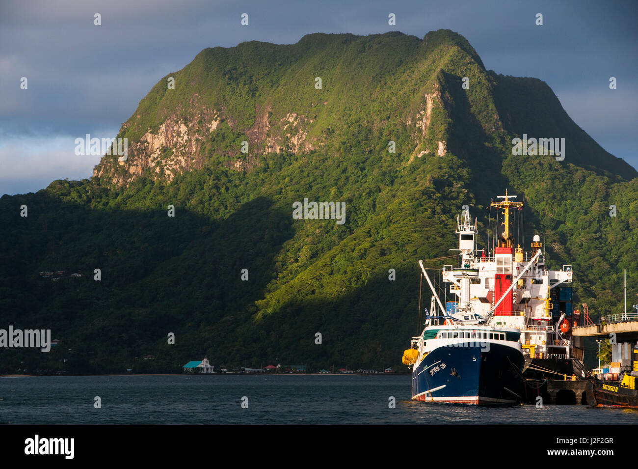 Pago pago bay hi-res stock photography and images - Alamy