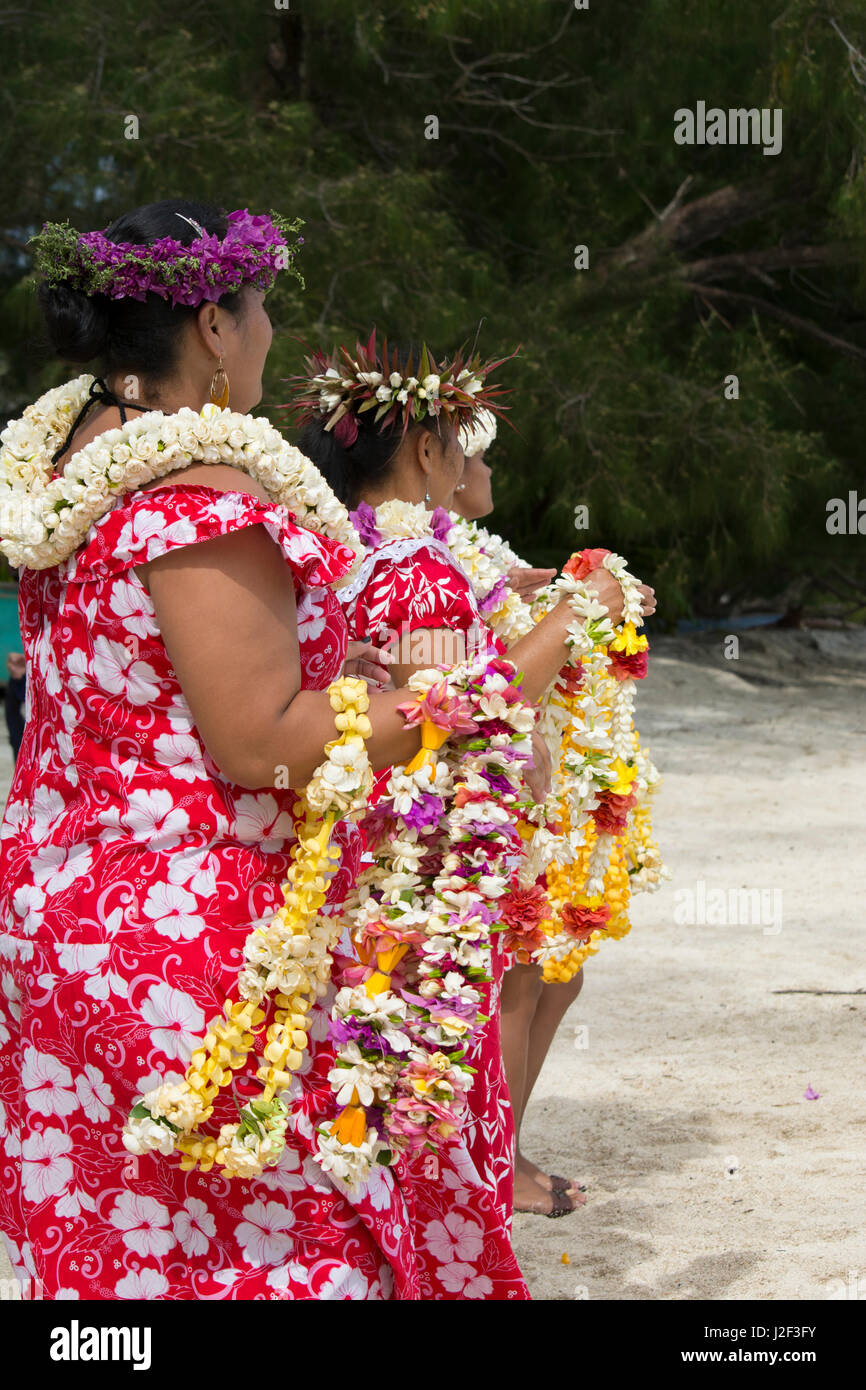 French Polynesia, Austral Islands, Raivavae. Polynesian welcome ...