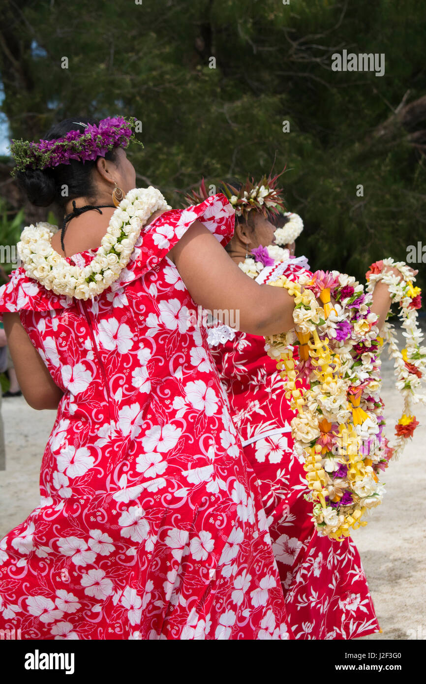 French Polynesia, Austral Islands, Raivavae. Polynesian welcome ...
