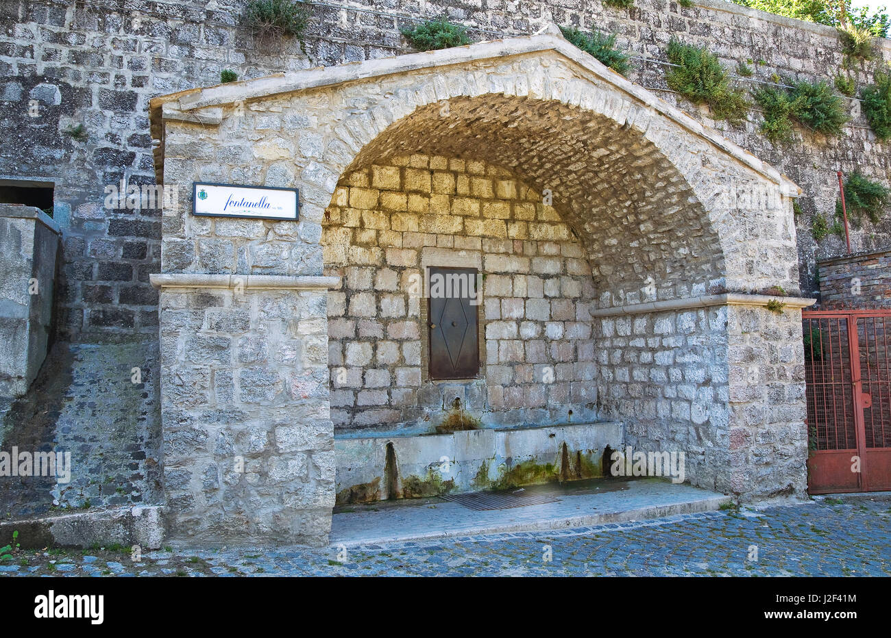 Fontanella. Alberona. Puglia. Italy Stock Photo - Alamy