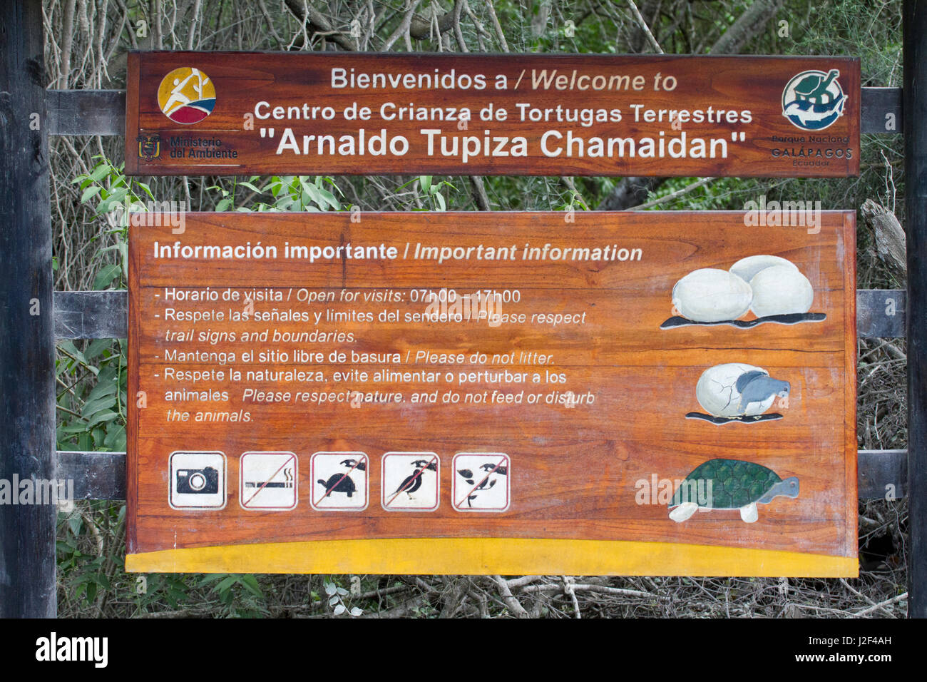 Sign at entrance to Centro de Crianza de Tortugas Terrestres, Isabela ...