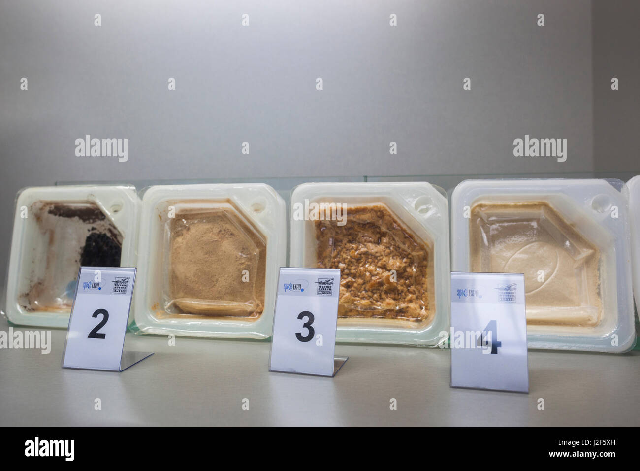 Space food for astronauts hi-res stock photography and images - Alamy