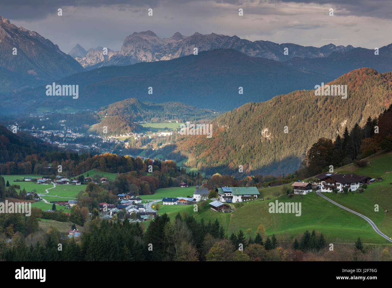 Germany, Bavaria, Oberau, elevated town view from the Rossfeld ...