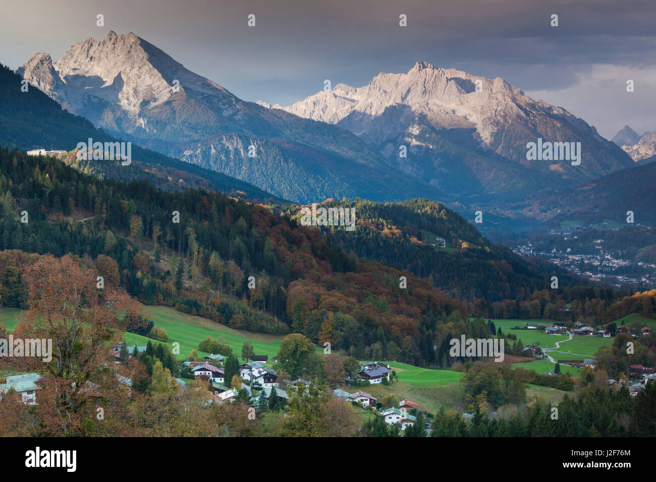 Germany, Bavaria, Oberau, elevated town view from the Rossfeld ...