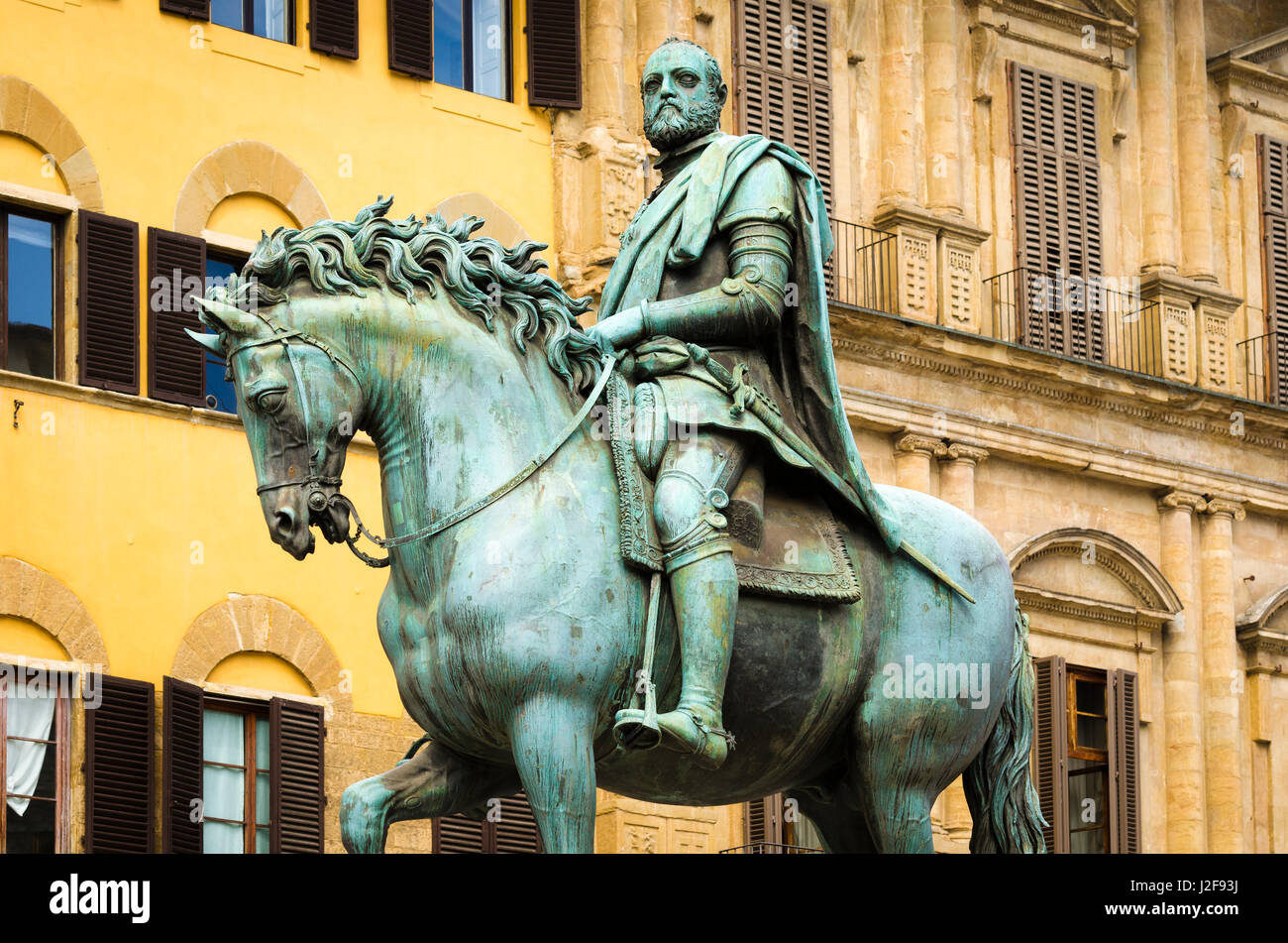 Equestrian statue of Cosimo I in Piazza della Signoria, Florence ...