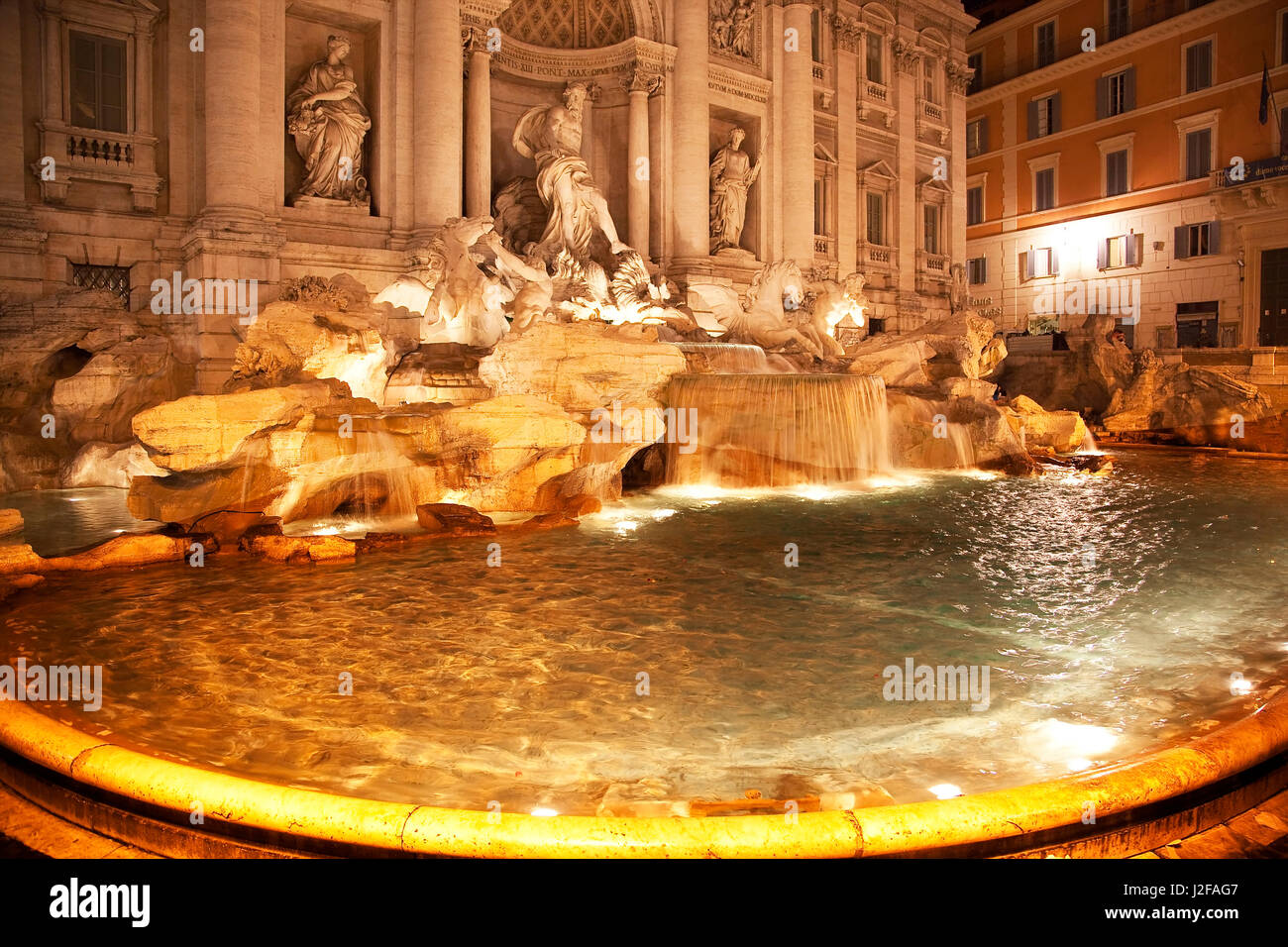 Trevi Fountain, Fontana de Trevi, Close-up, Night, Pool, Neptune ...