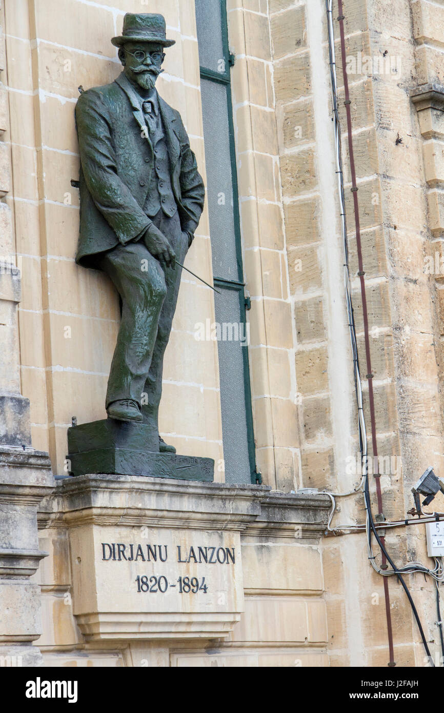 Statue of Dirjanu Lanzon. Gozo Island. Malta Stock Photo - Alamy