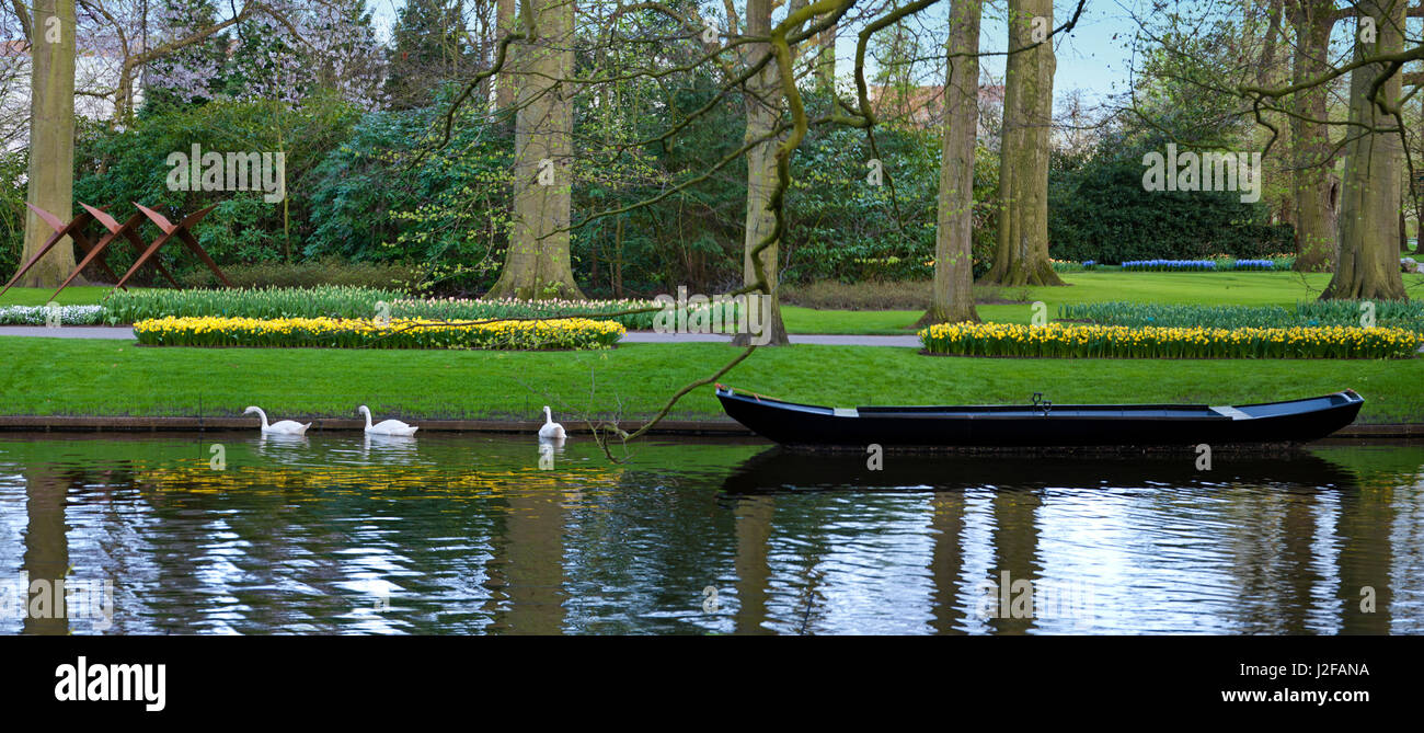 Keukenhof gardens boat hi-res stock photography and images - Alamy