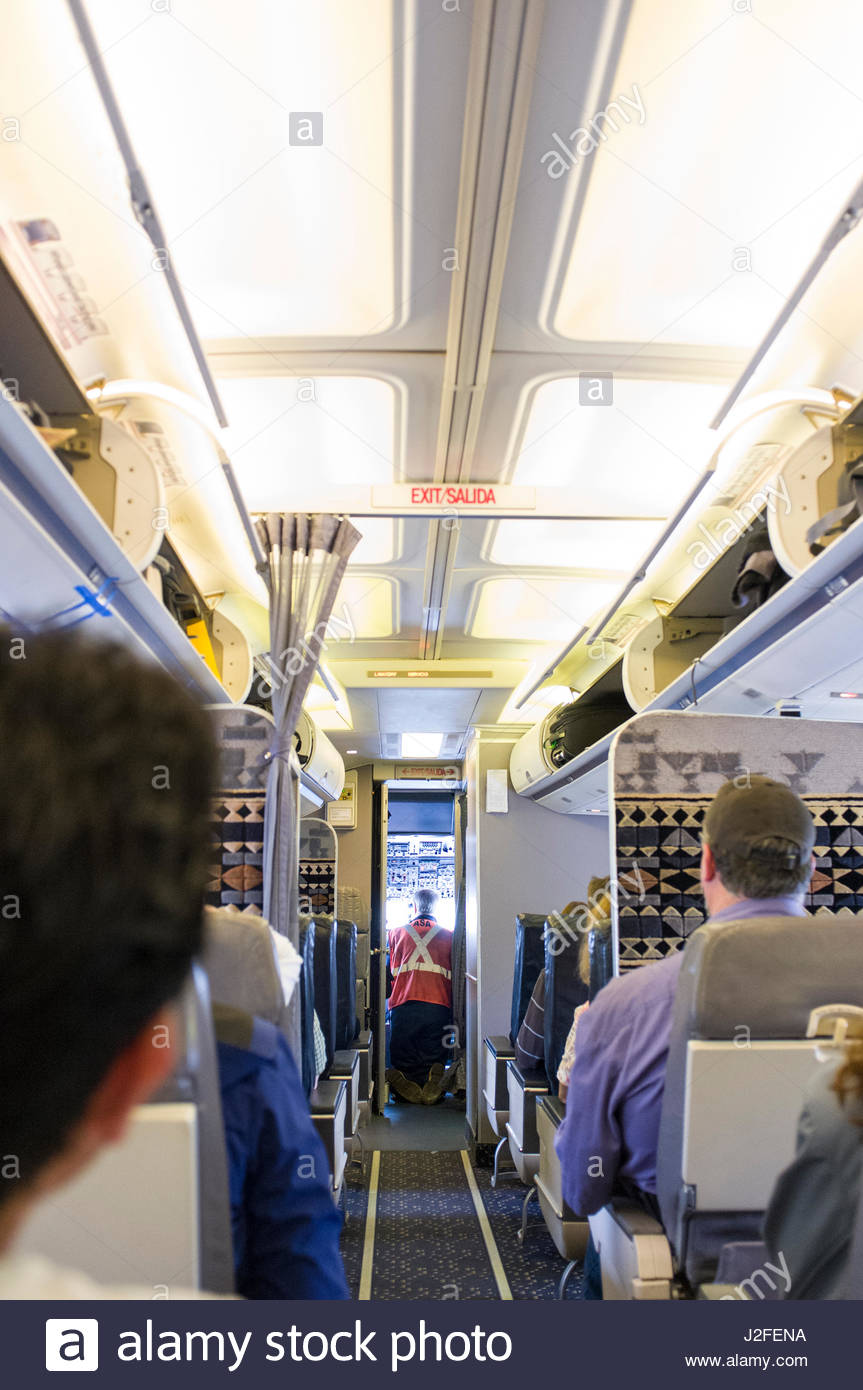 Aircraft Mechanic Stock Photos & Aircraft Mechanic Stock Images - Alamy