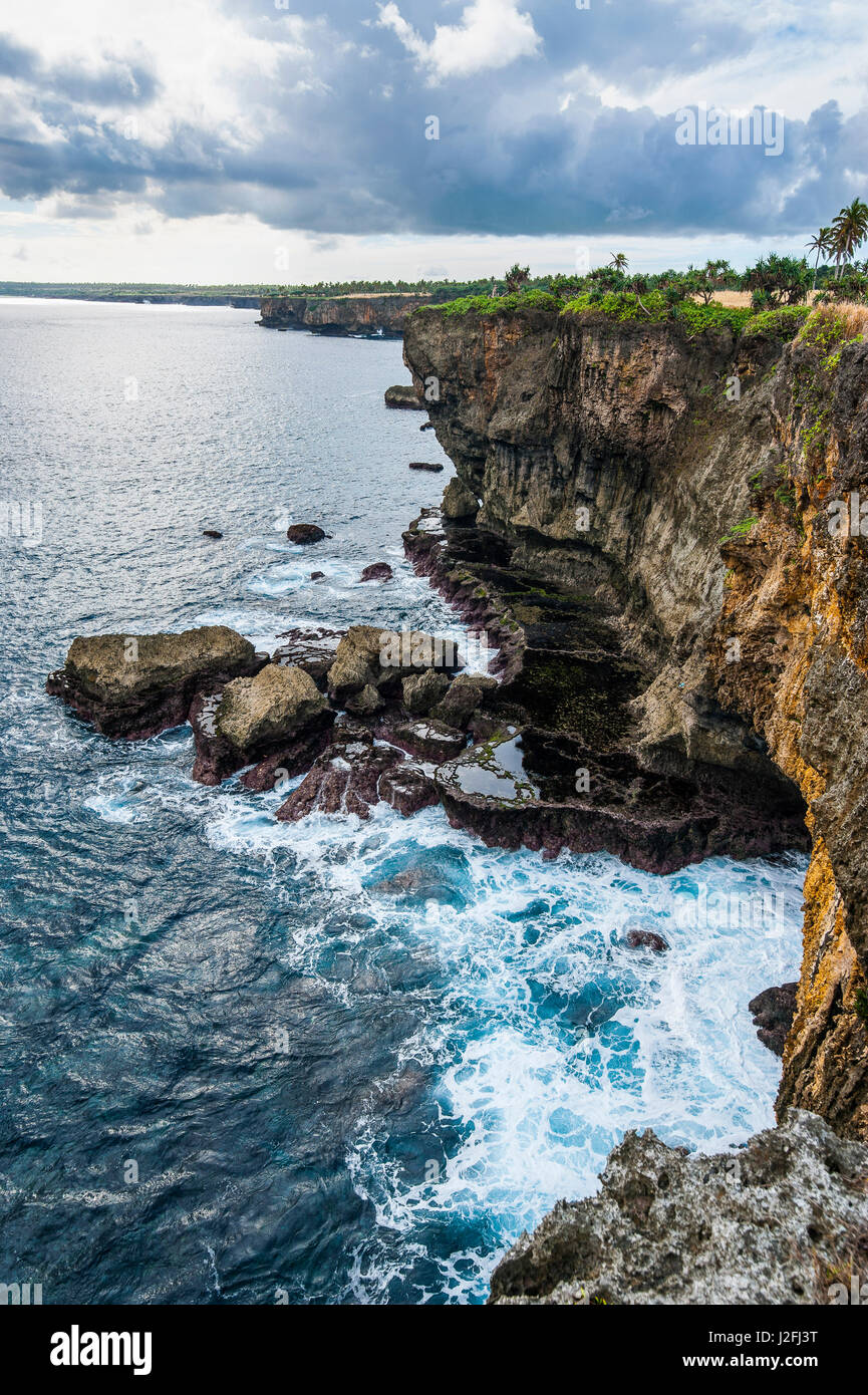 The rocky coast around Ha'ateiho, Tongatapu, Tonga, South Pacific Stock ...