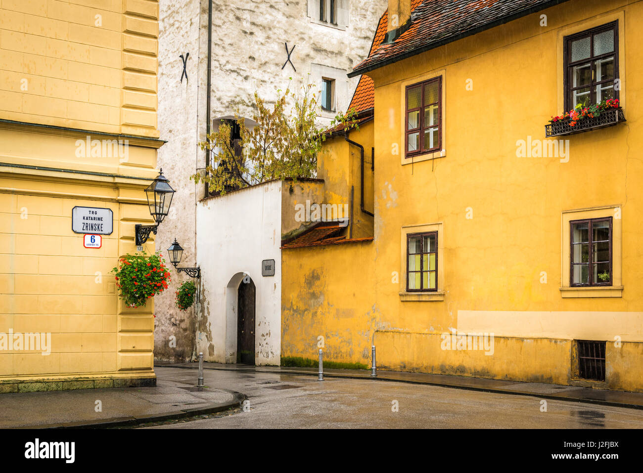 Old town corner in hi-res stock photography and images - Alamy
