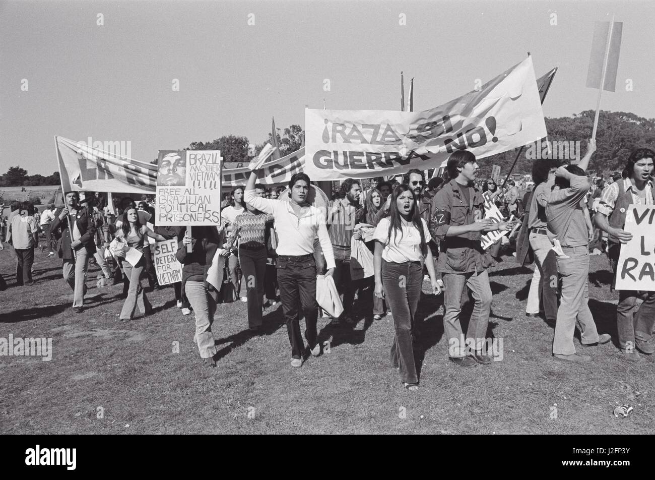 War protest 1969 san francisco hi-res stock photography and images - Alamy
