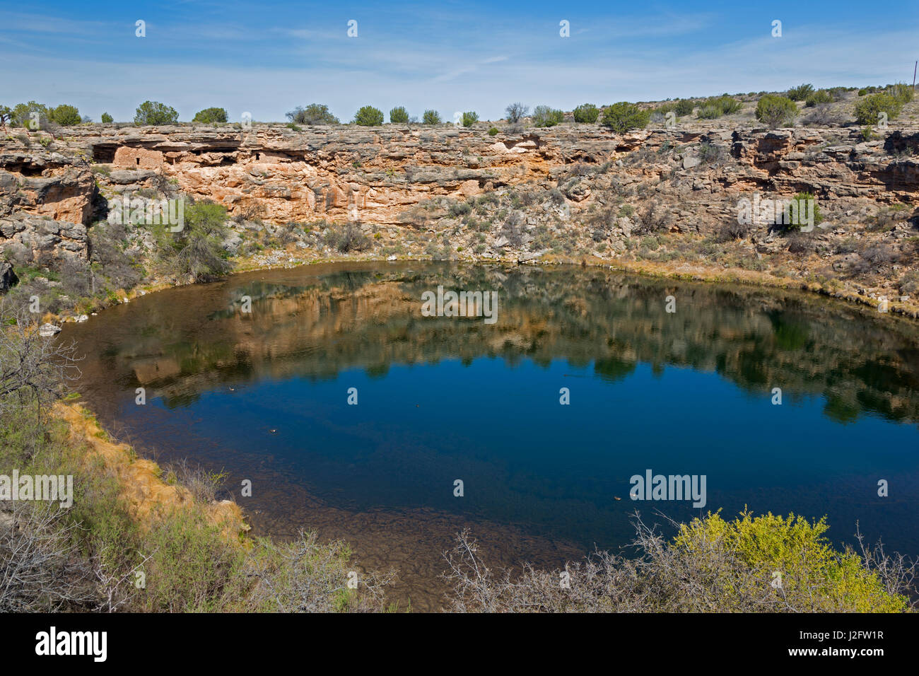 Montezuma well hi-res stock photography and images - Alamy