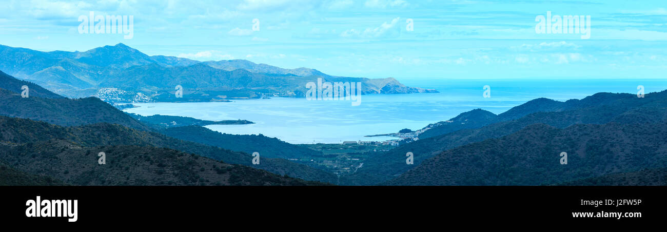 Cadaques from the water hi-res stock photography and images - Alamy