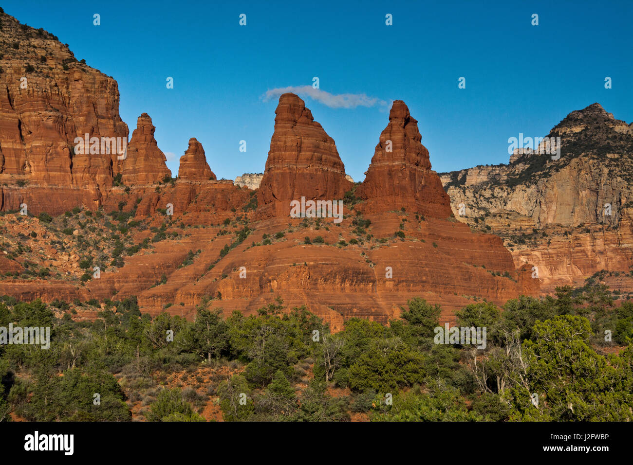Red rock, Bell Rock Pathway, Coconino National Forest, Sedona, Arizona ...