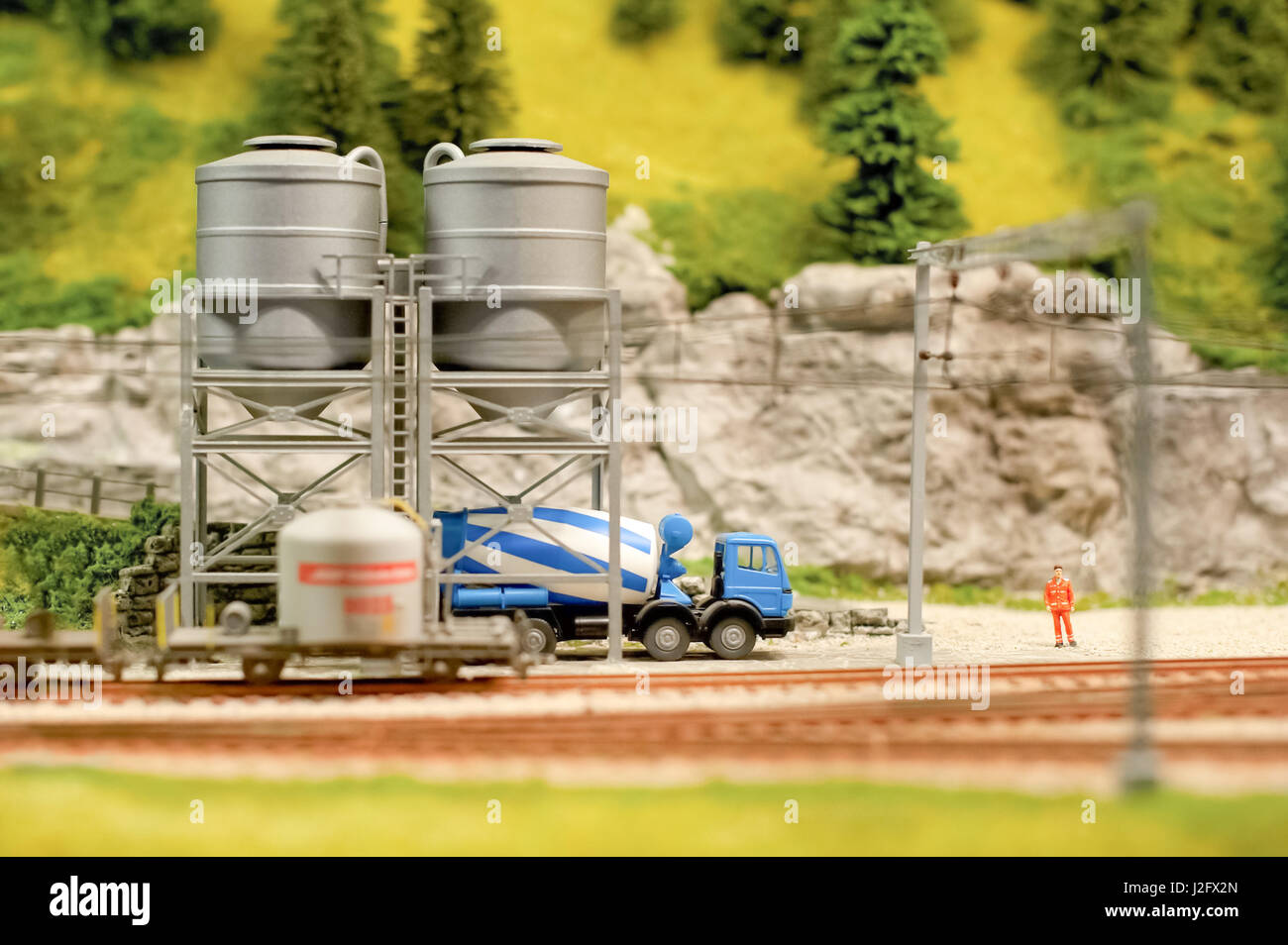 Cement tanker train hi-res stock photography and images - Alamy