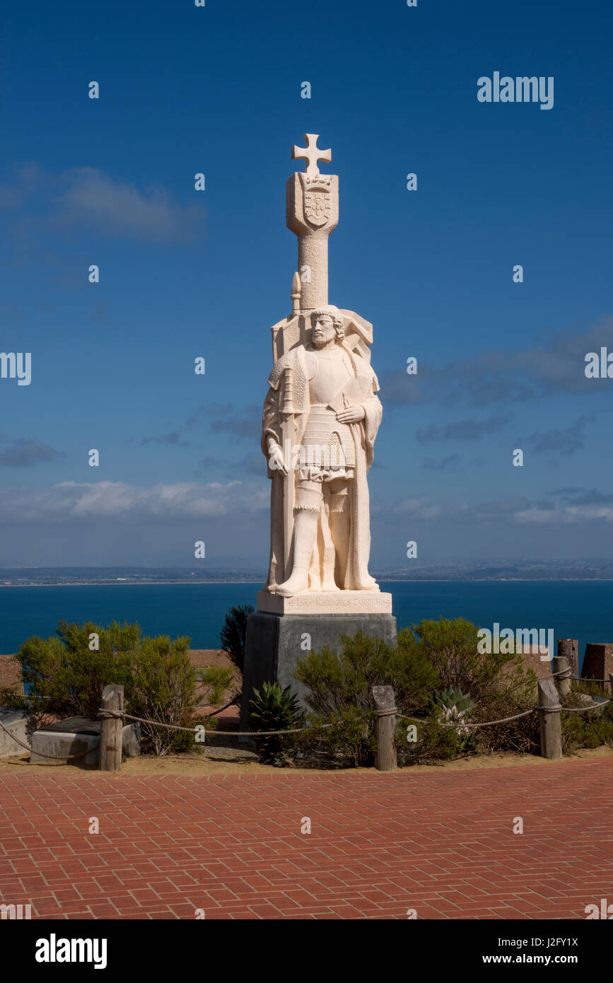Statue of juan rodriguez cabrillo hi-res stock photography and images ...