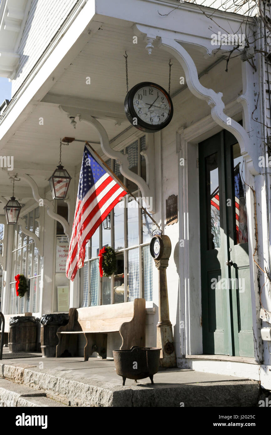 The Brewster Store, Brewster, Cape Cod, Massachusetts, USA Stock Photo ...