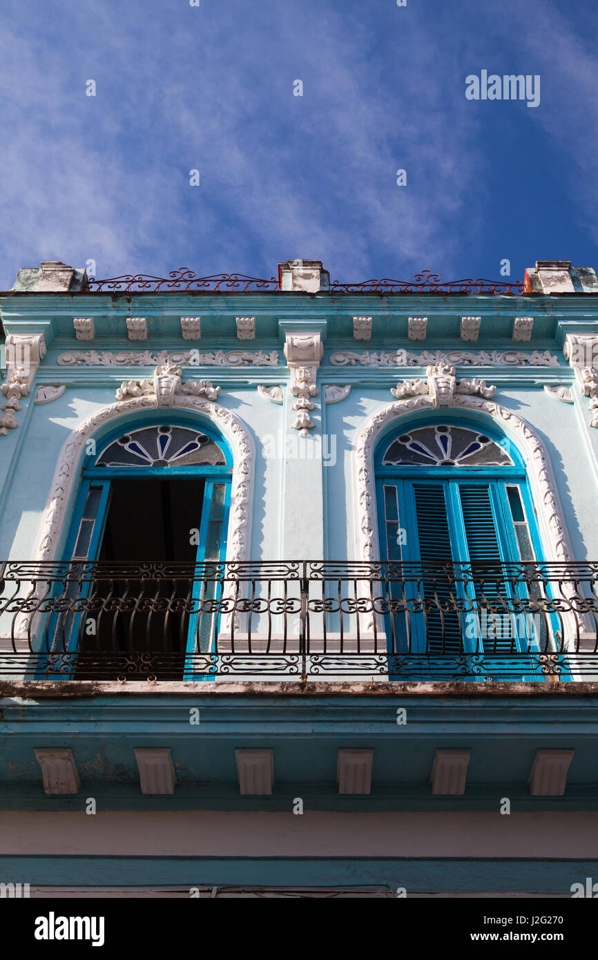 Classic colonial architecture in Old Havana, Cuba Stock Photo - Alamy