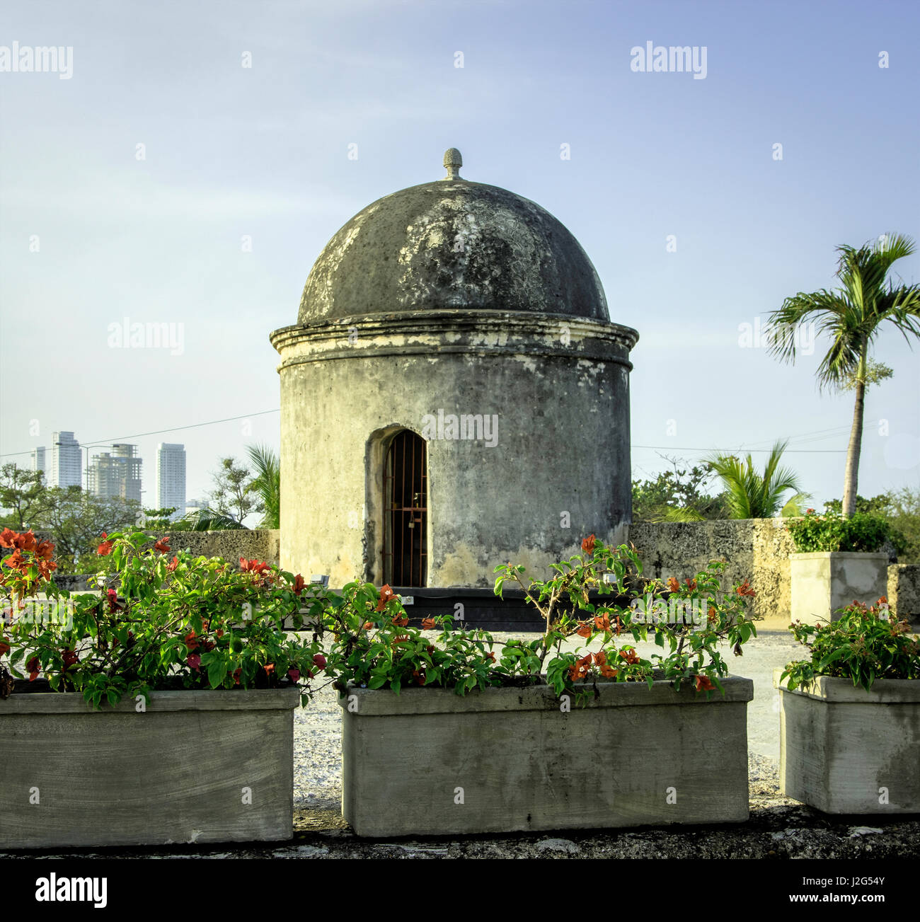 Historic Spanish colonial walls and fortifications surround the Old ...