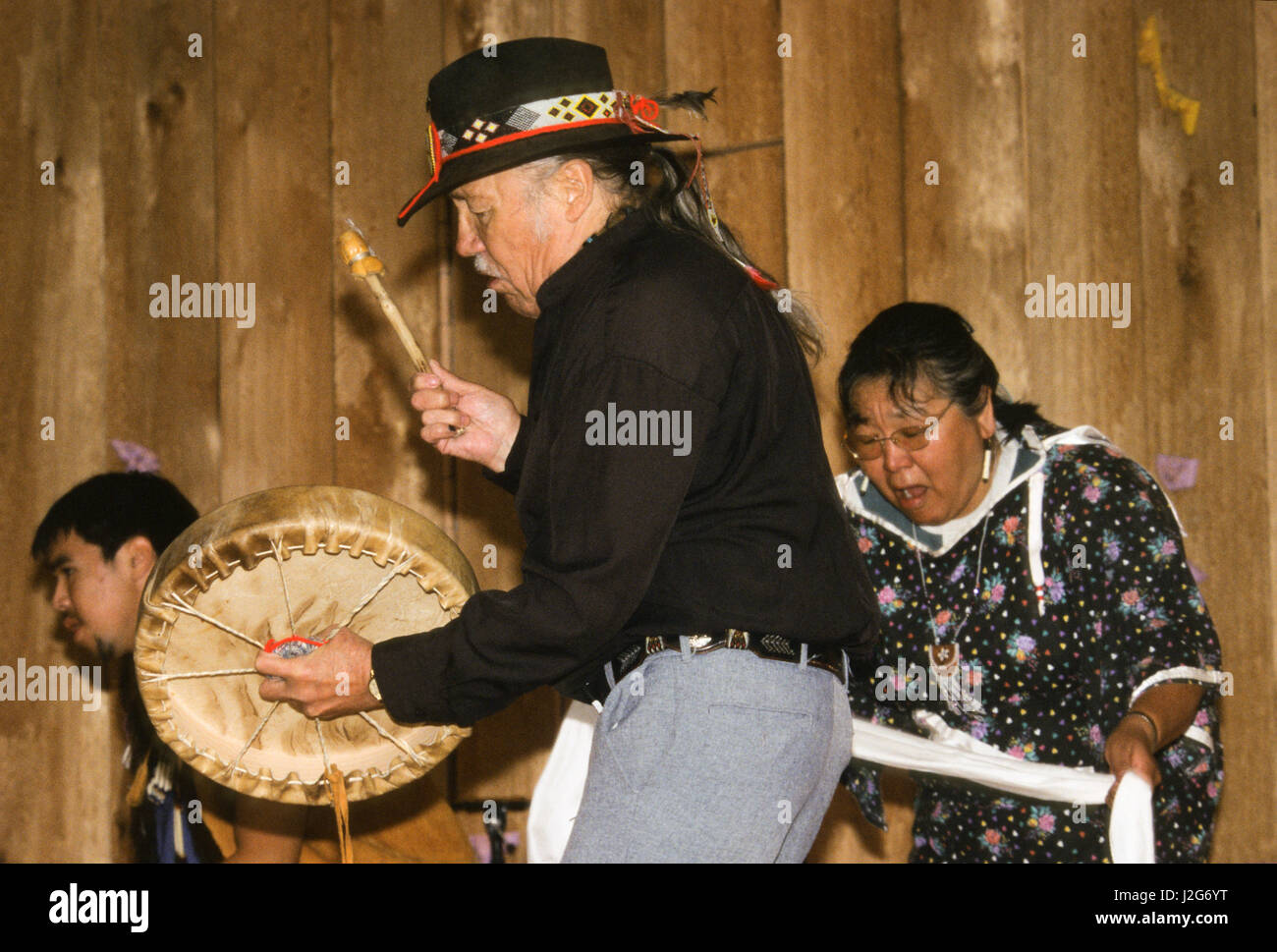 Athabaskan people hi-res stock photography and images - Alamy