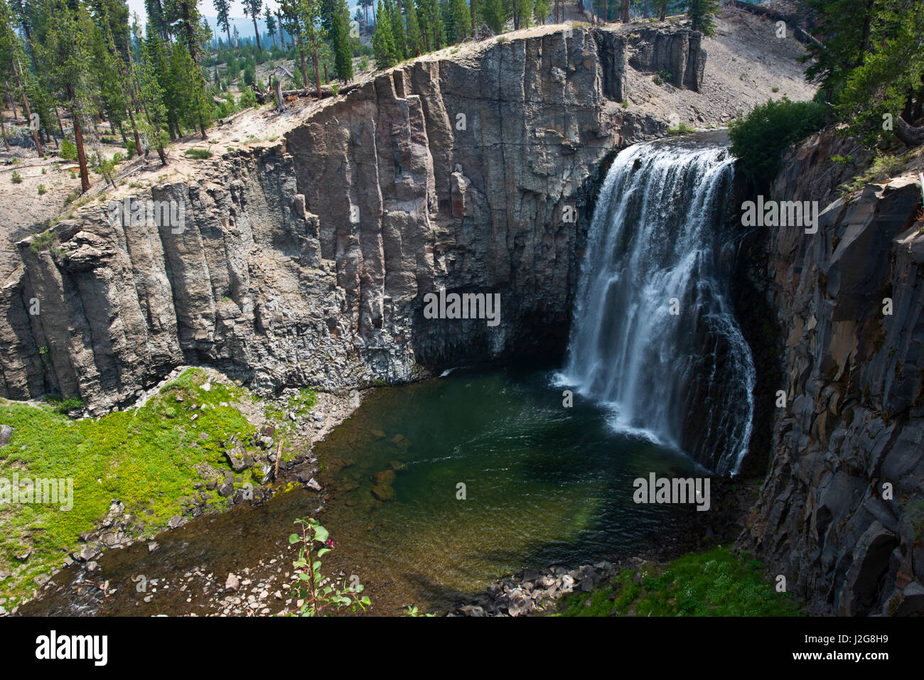 USA, California, Mammoth Lakes, Sierra Nevada Mountains, Devil's ...