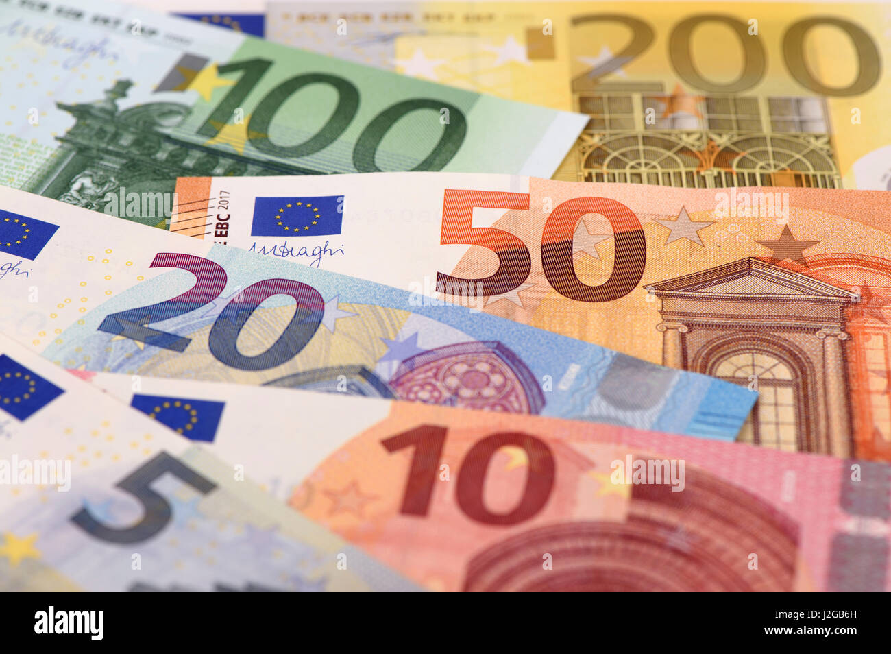 Euro currency exchange hi-res stock photography and images - Alamy