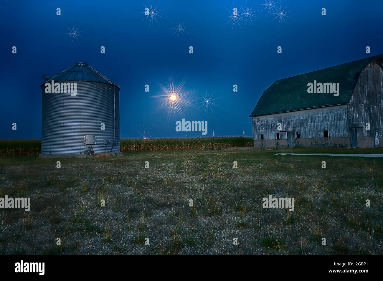 Twinkling night stars on a rural Indiana farm Stock Photo - Alamy