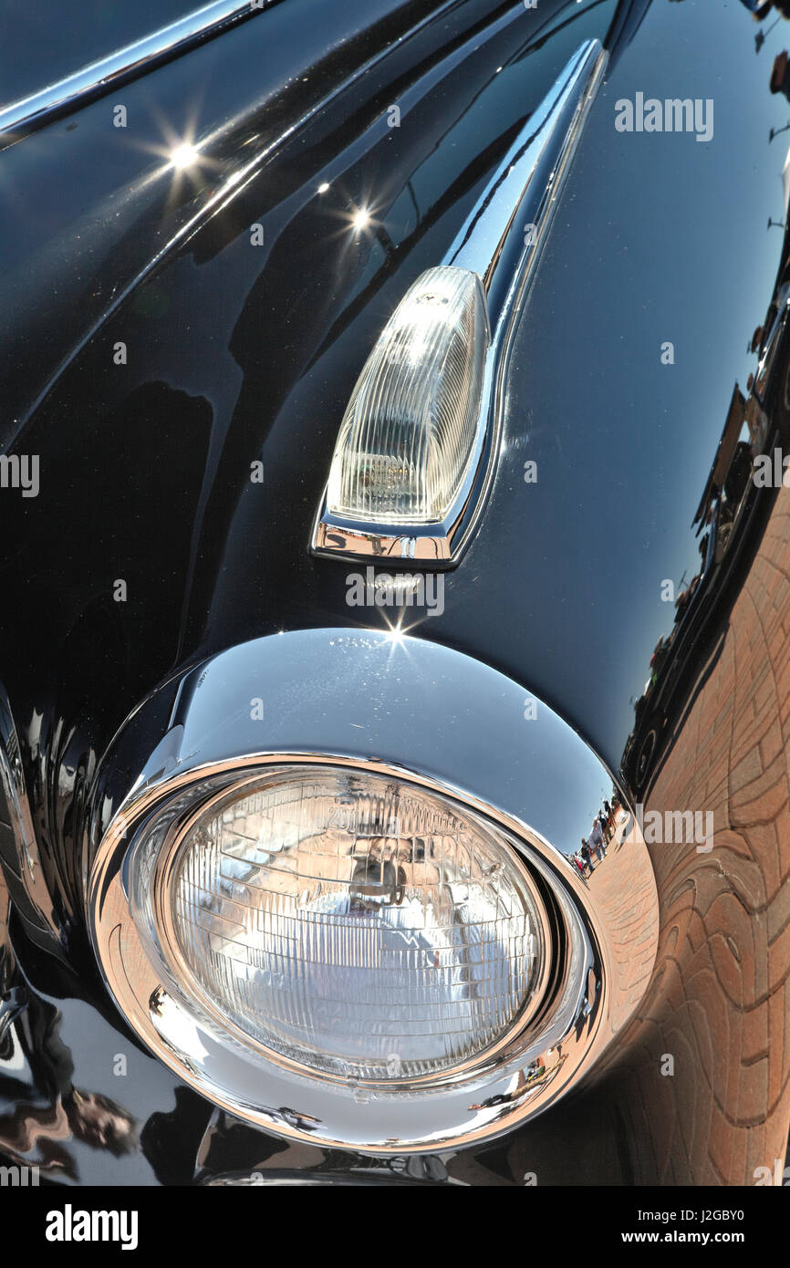 Headlight and fender detail of antique Mercedes automobile Stock Photo ...