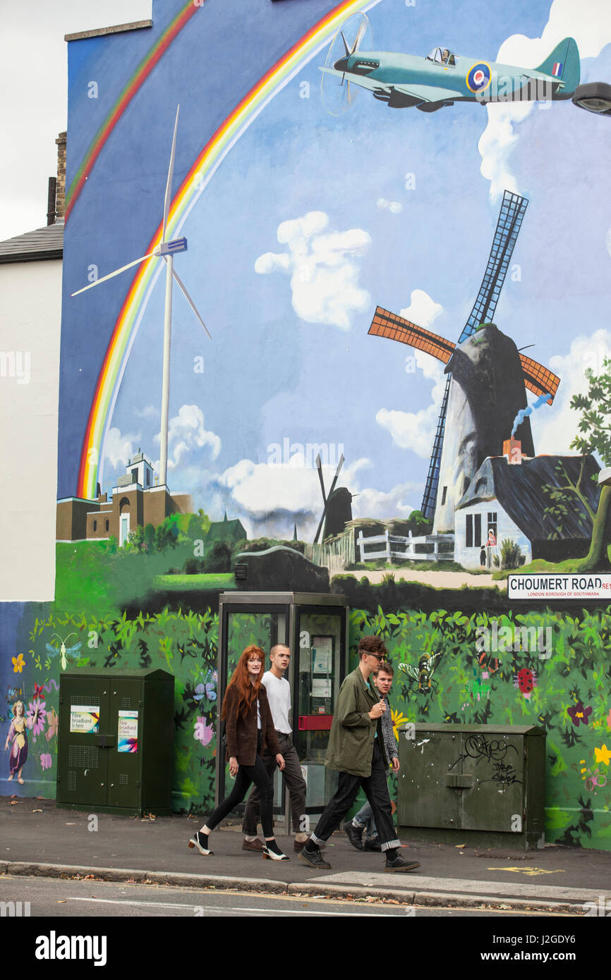 Photographs from Bellenden Road, in Peckham in South London. Bellenden ...