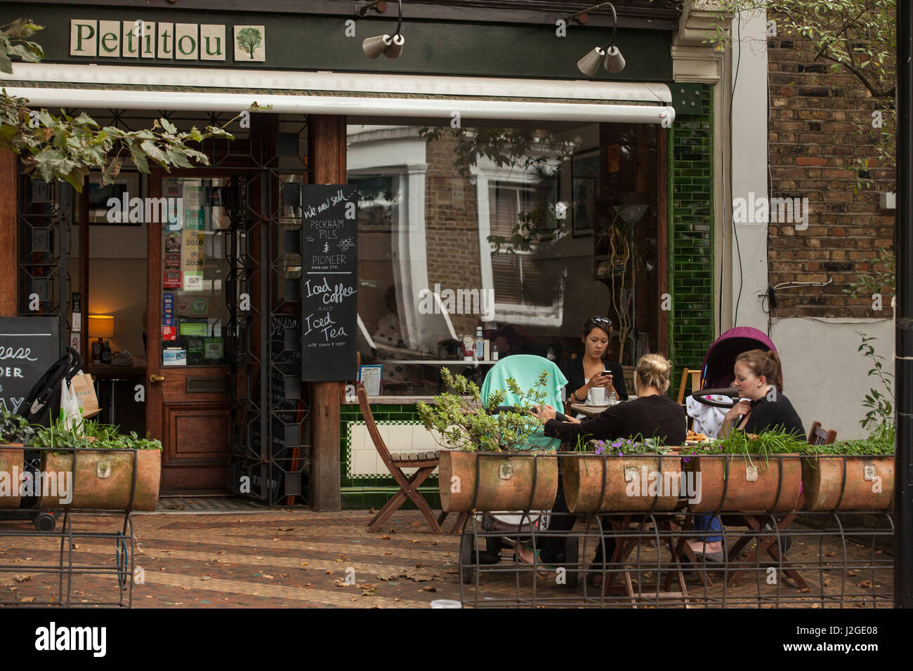 Photographs from Bellenden Road, in Peckham in South London. Bellenden ...