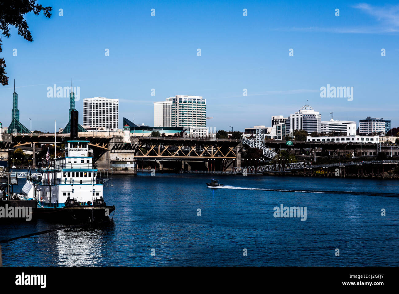 Portland, Oregon. River boats on the Willamette and Columbia Rivers ...
