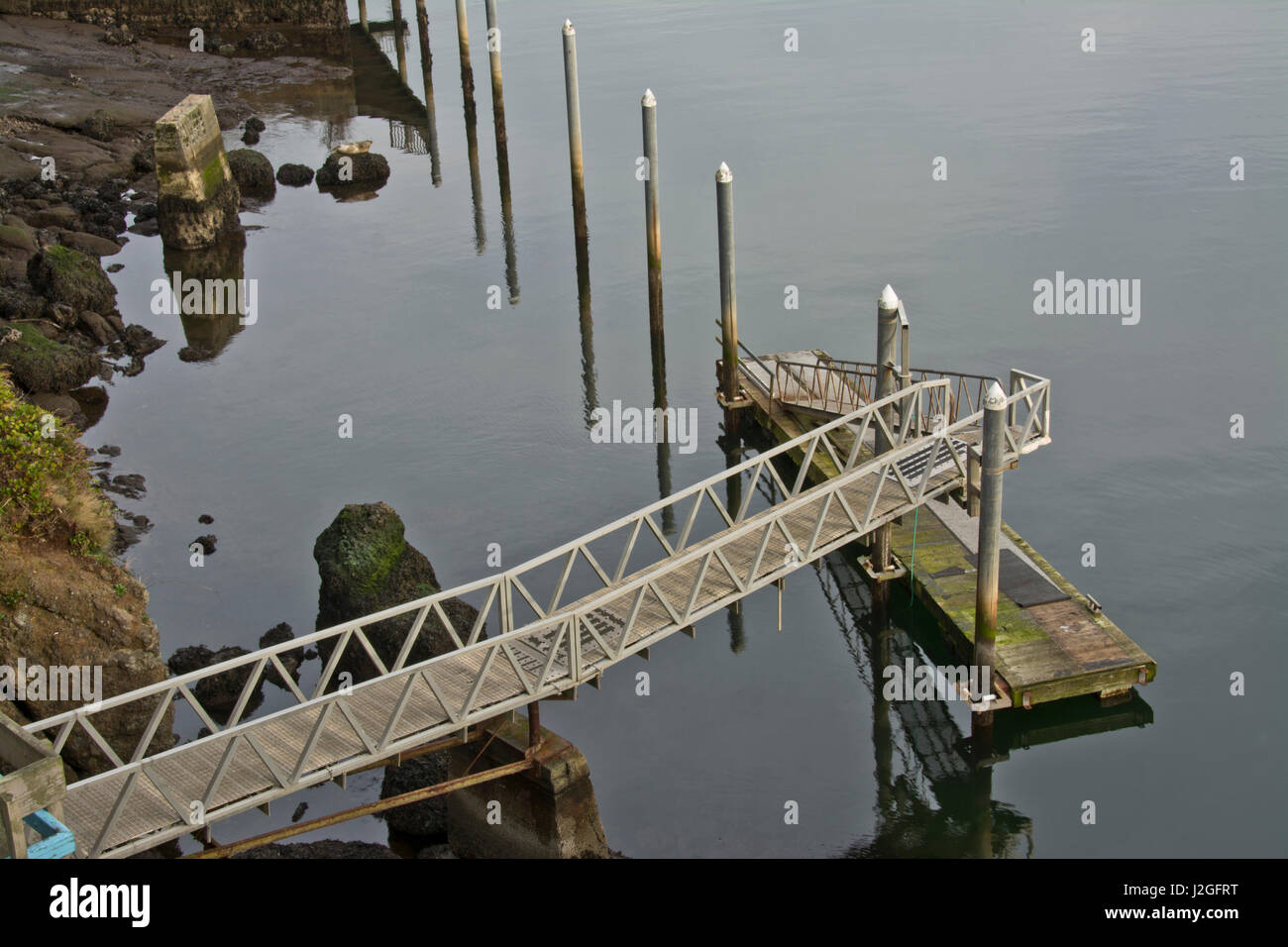 Gangplank hi-res stock photography and images - Alamy