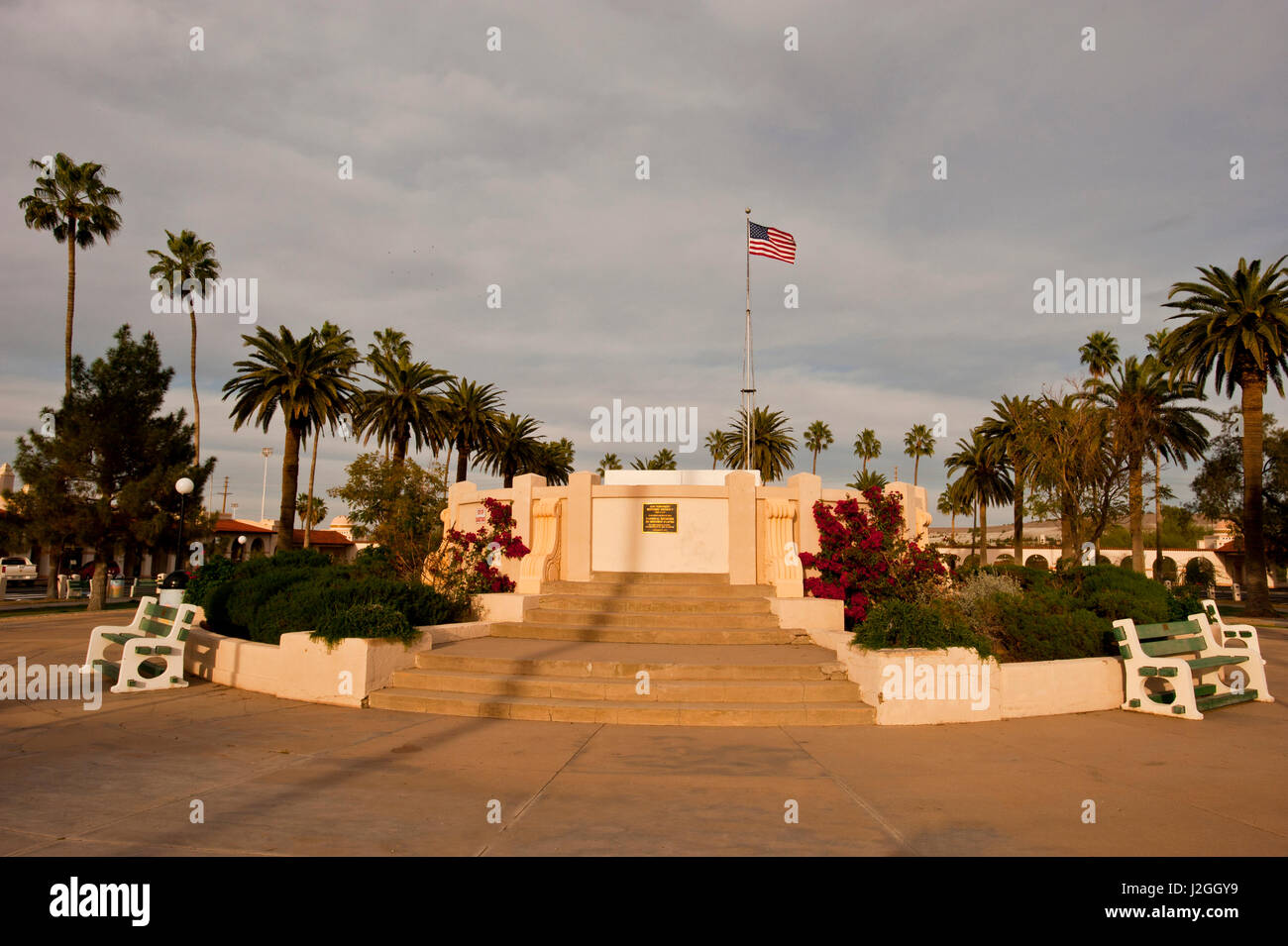 Ajo city plaza owned by sonoran hi-res stock photography and images - Alamy