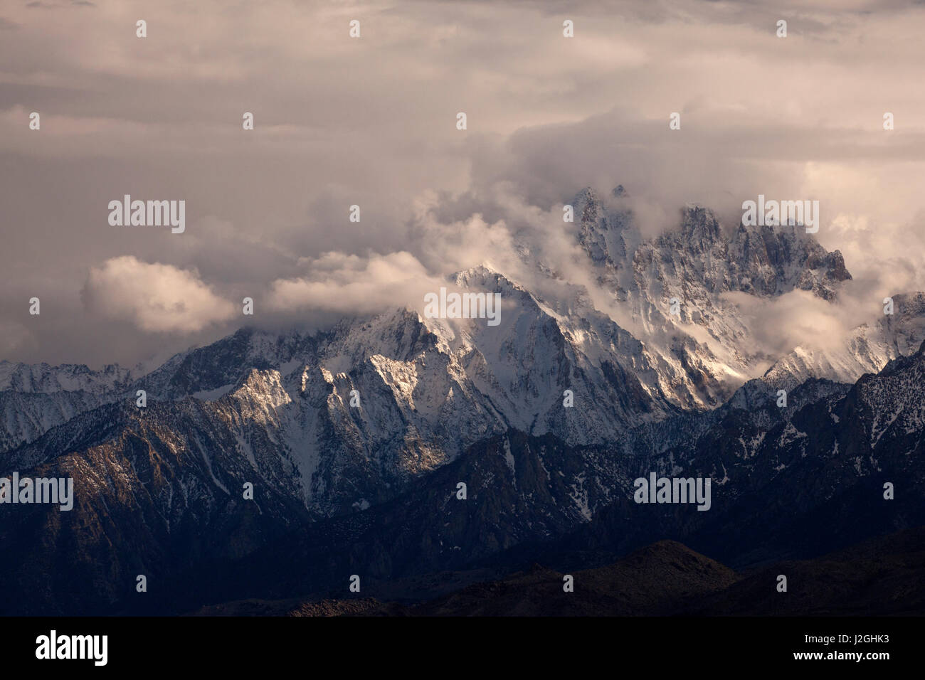USA, California, Sierra Nevada Mountains. Landscape of Sierra Crest ...