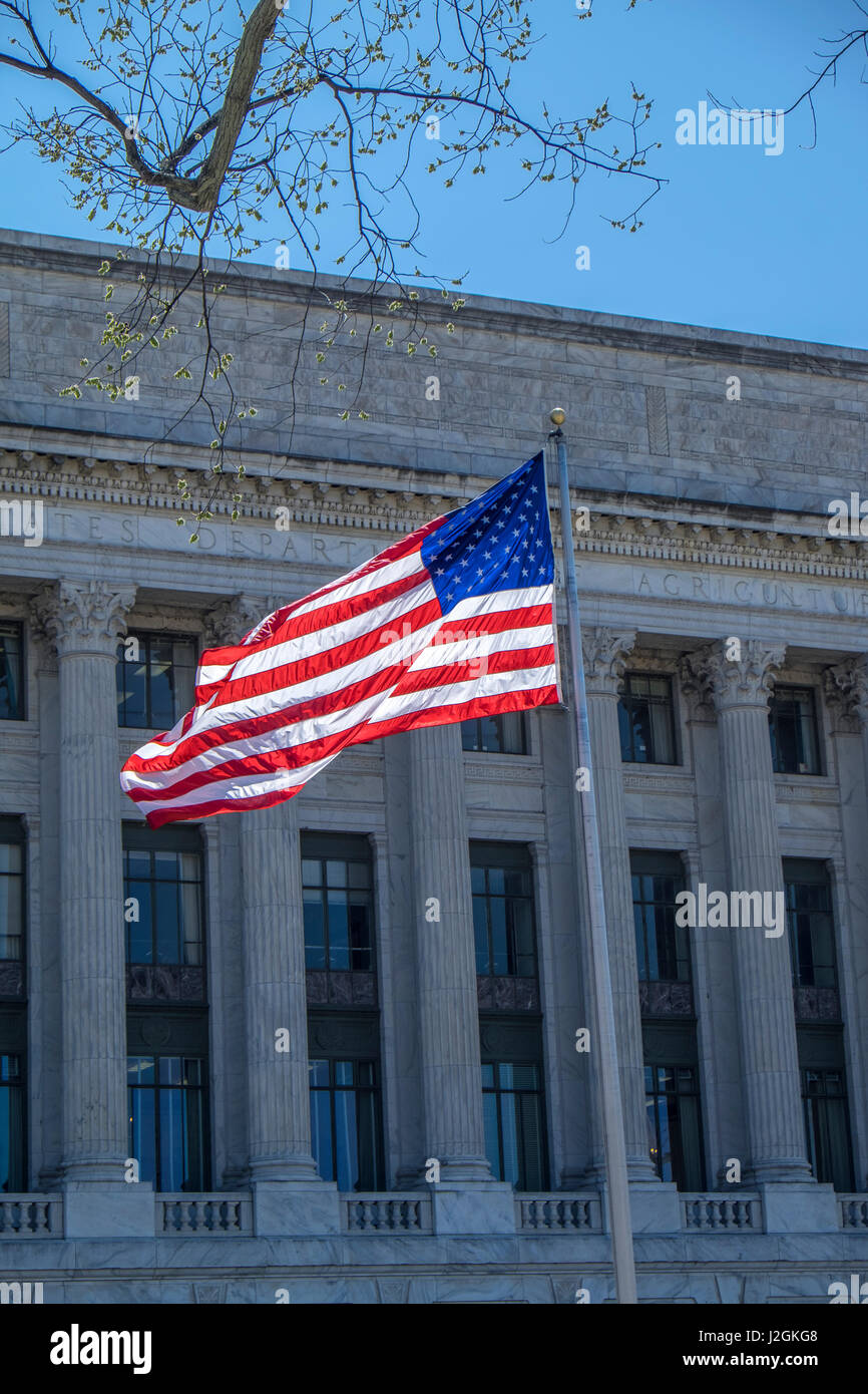 Usda washington building hi-res stock photography and images - Alamy