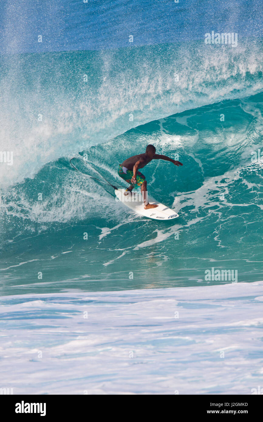 USA, Hawaii, Oahu, Surfers in Action at the Pipeline on the North Coast ...