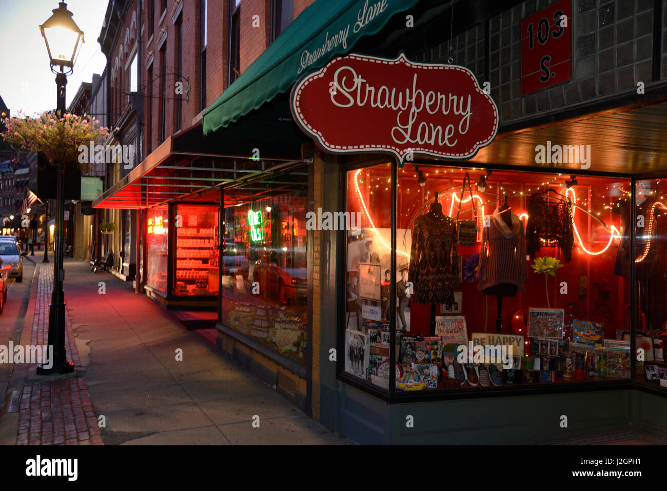 Galena, historic mining town in NW Illinois, 19th century buildings ...