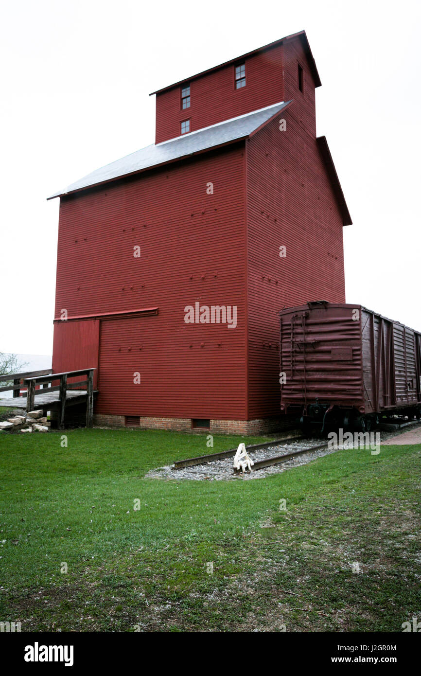 Train barn hi-res stock photography and images - Alamy