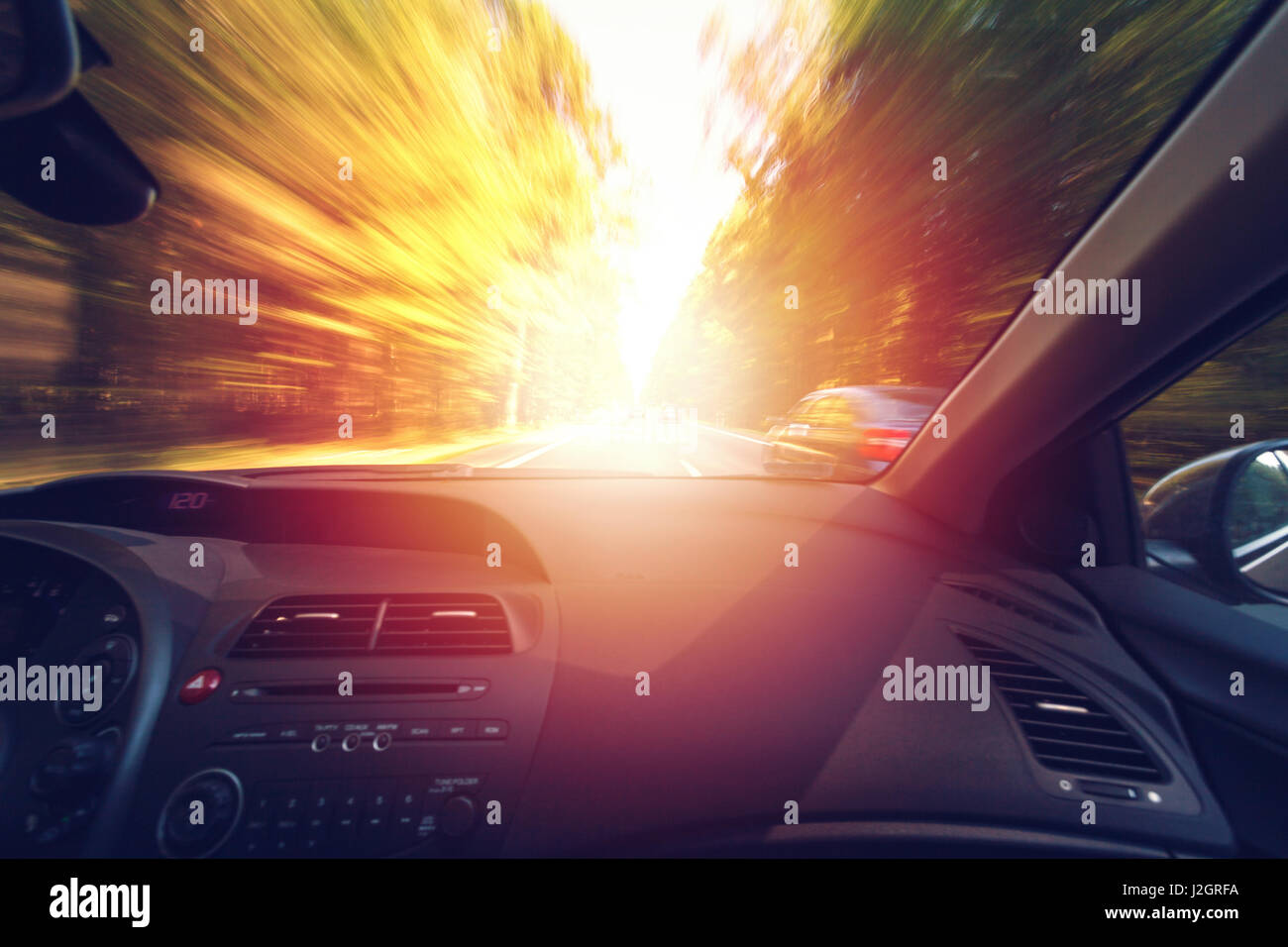 Bright and sunny driving conditions hi-res stock photography and images ...