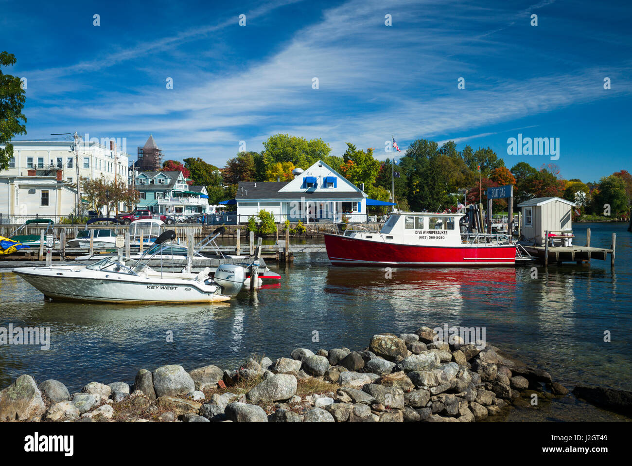USA, New Hampshire, Lake Winnipesaukee, Wolfeboro, town harbor Stock ...
