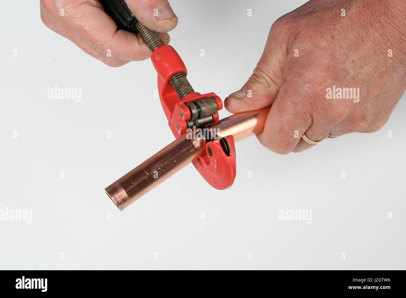 Copper pipe cutting hi-res stock photography and images - Alamy