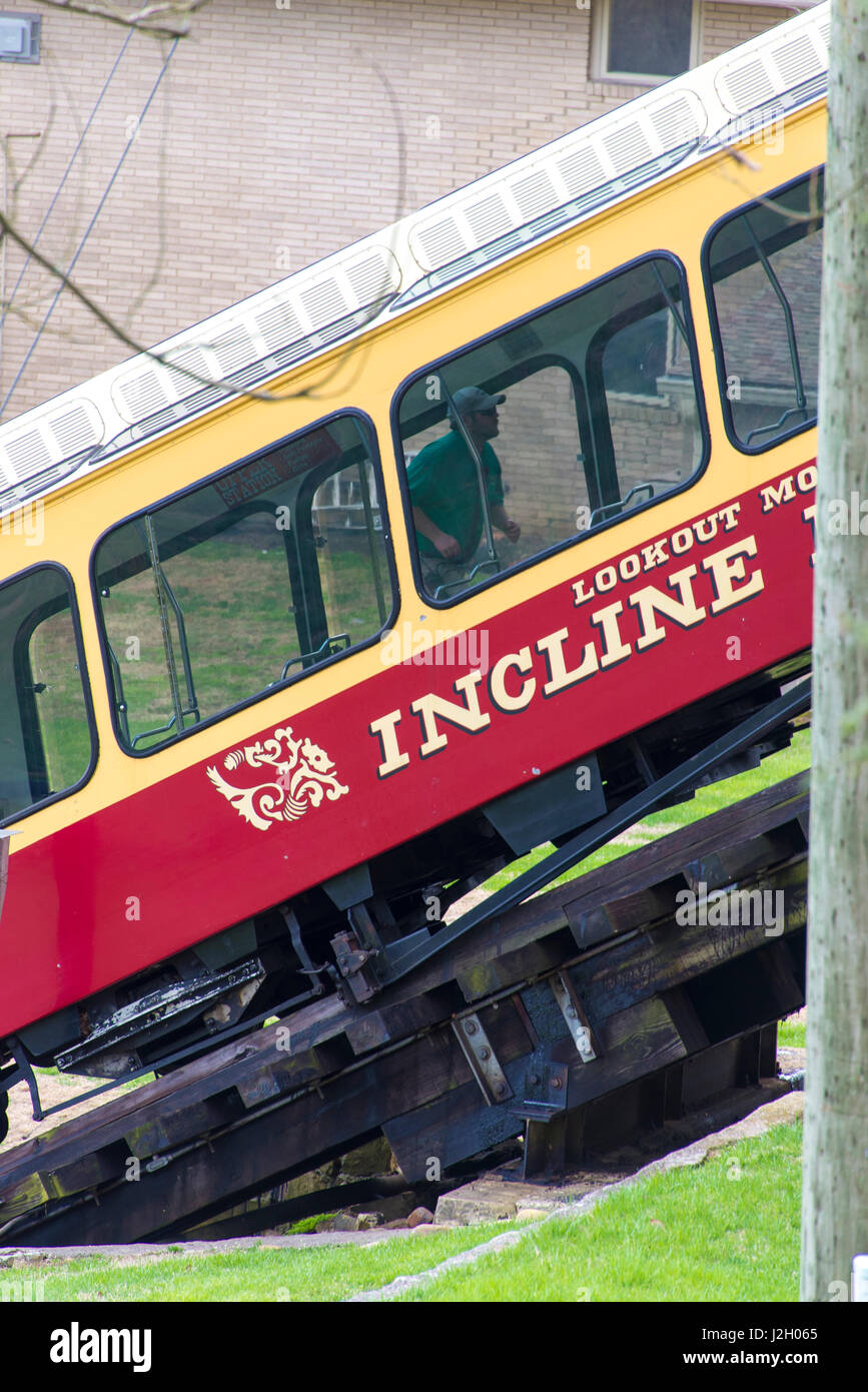 Chattanooga incline railway goes from hi-res stock photography and ...