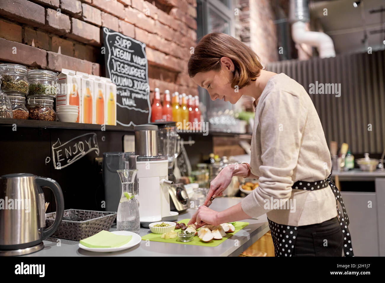 Woman barmaid hi-res stock photography and images - Alamy