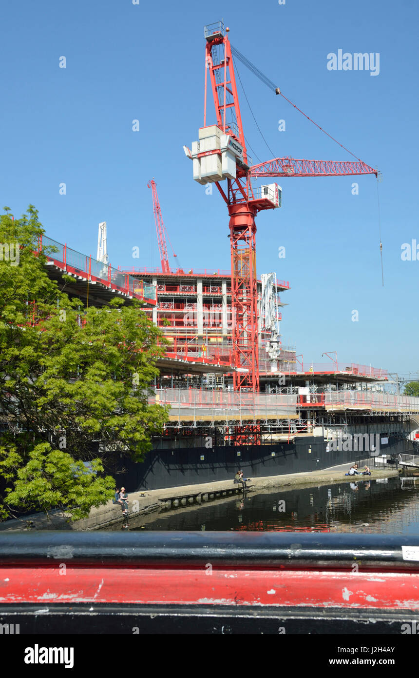 New lock construction hi-res stock photography and images - Alamy