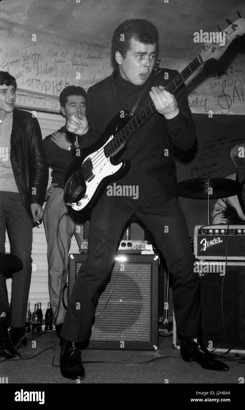 British bass player alan bugby hi-res stock photography and images - Alamy