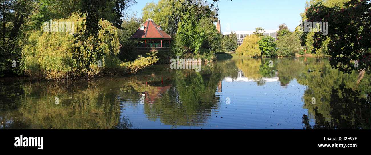 Spring, Queens Park Lake, Chesterfield town; Derbyshire; England; UK ...