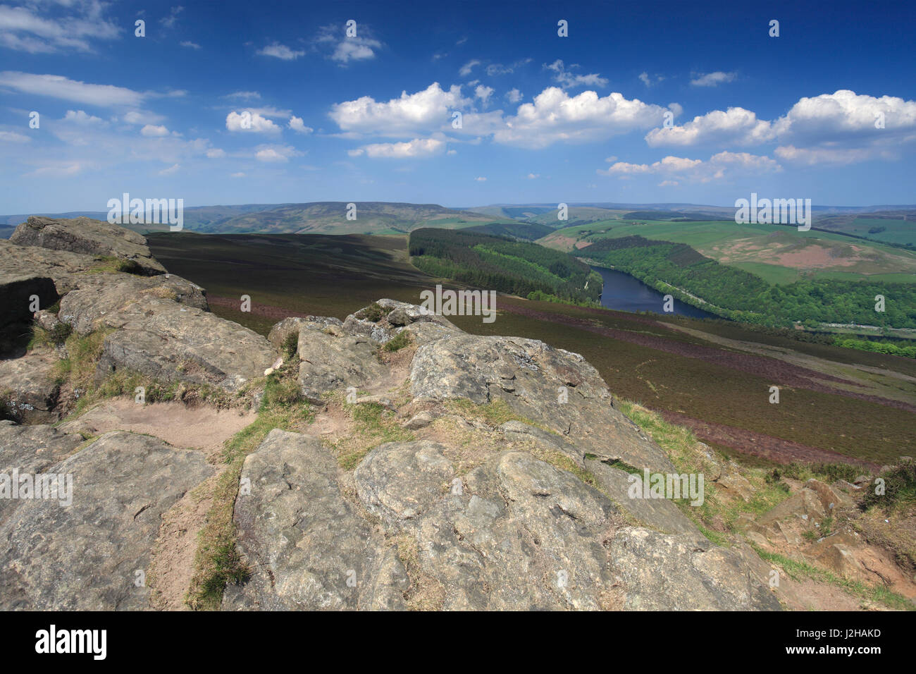 Summer view from Win Hill over Ladybower reservoir, Derwent Valley ...