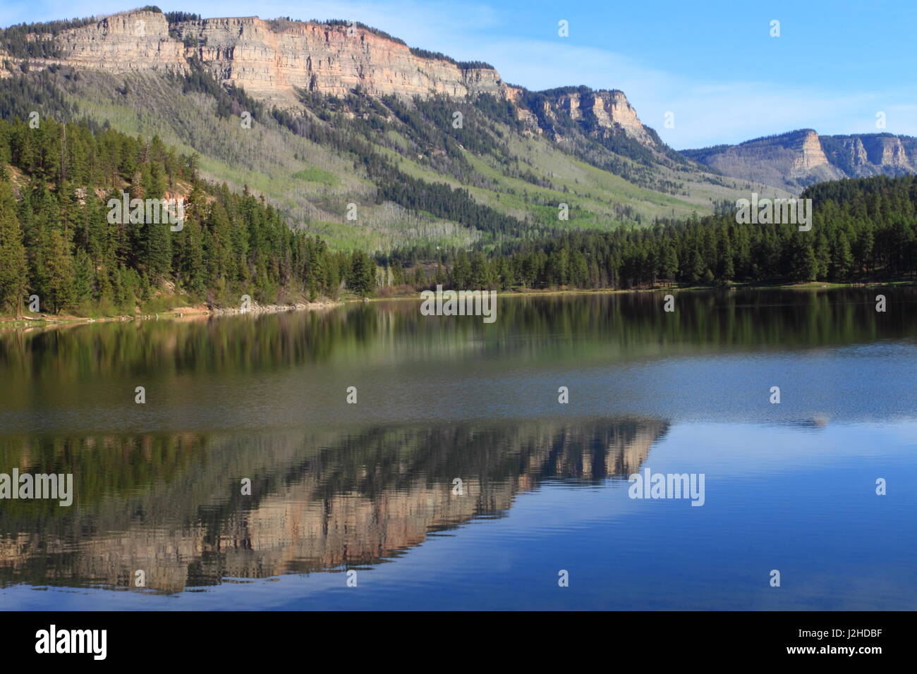 Hermosa cliffs reflected in Haviland lake Durango Co Stock Photo - Alamy